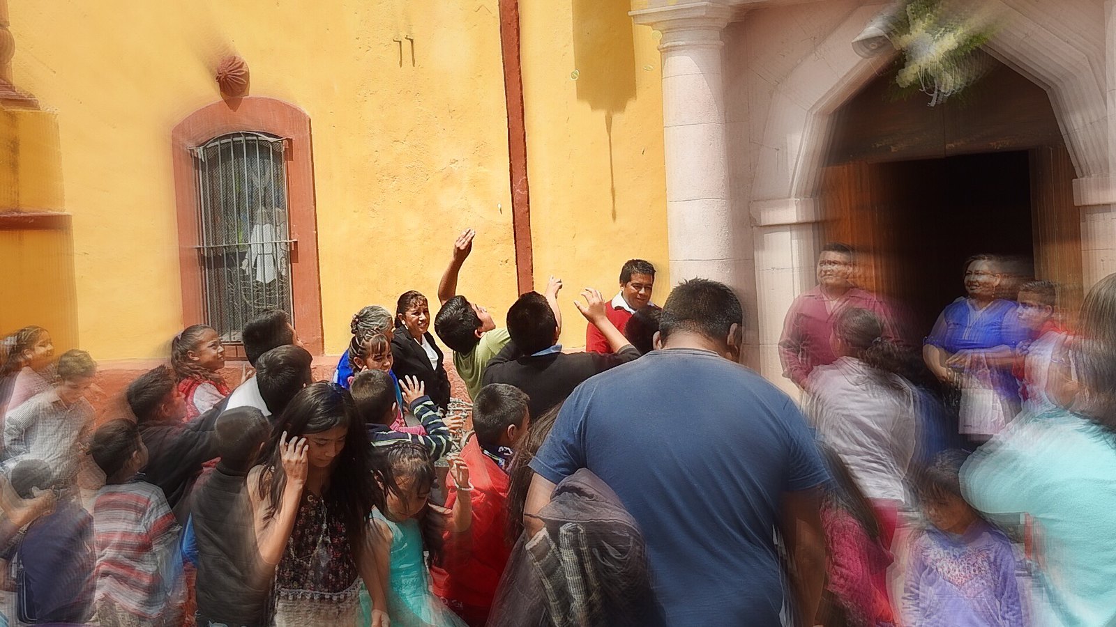 Cómo dar el bolo perfecto en un bautizo: Descubre los secretos de este ...